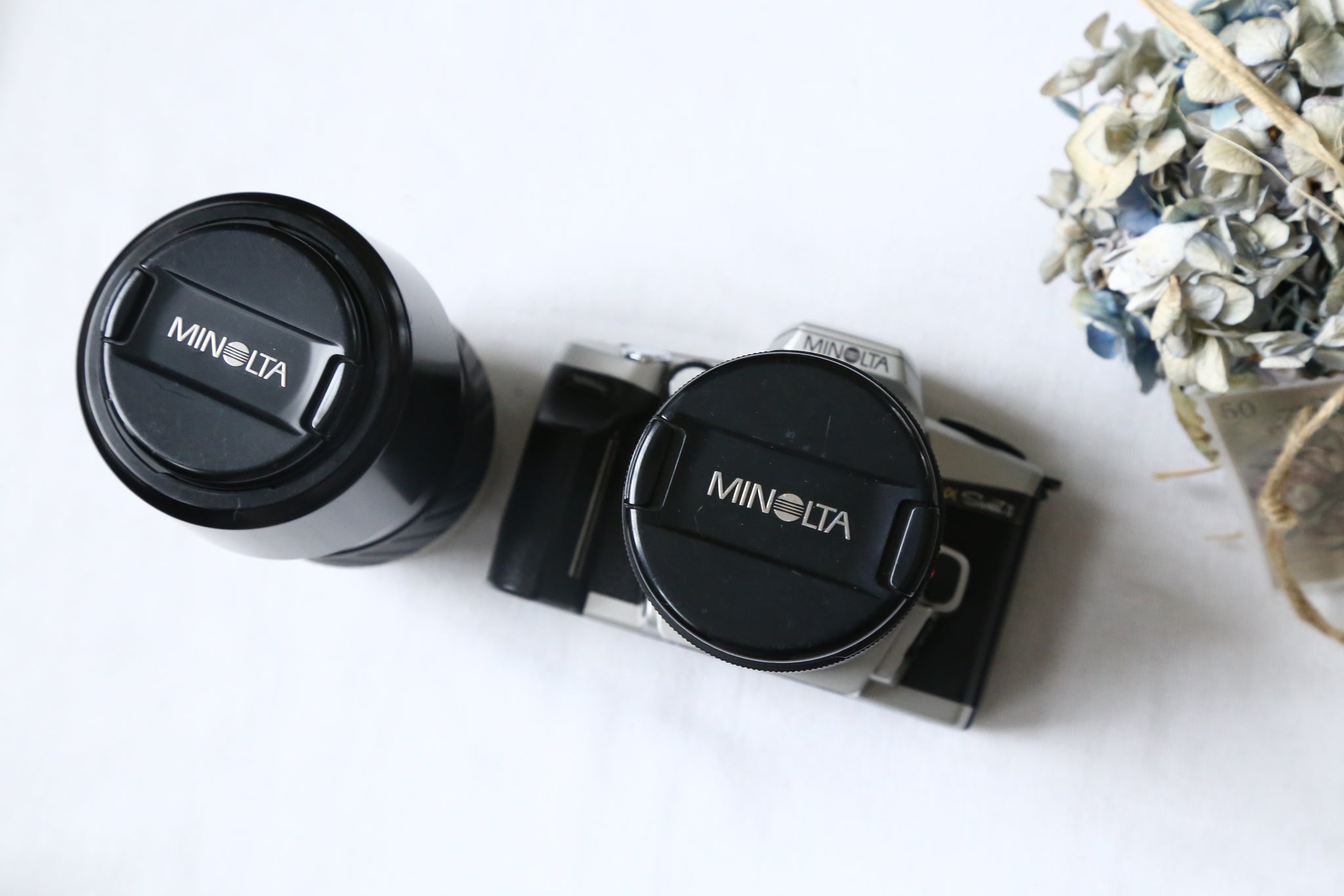 Minolta α SweetII【完動品】標準&望遠ズームレンズ付き Minolta α SweetII【完動品】標準&望遠ズームレンズ付き